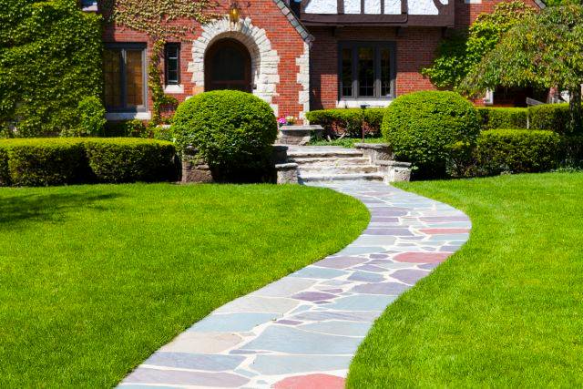 70 Creative Walkway Ideas and Designs