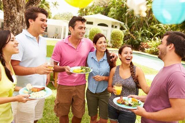 10 Tips for Backyard Designs for Entertaining