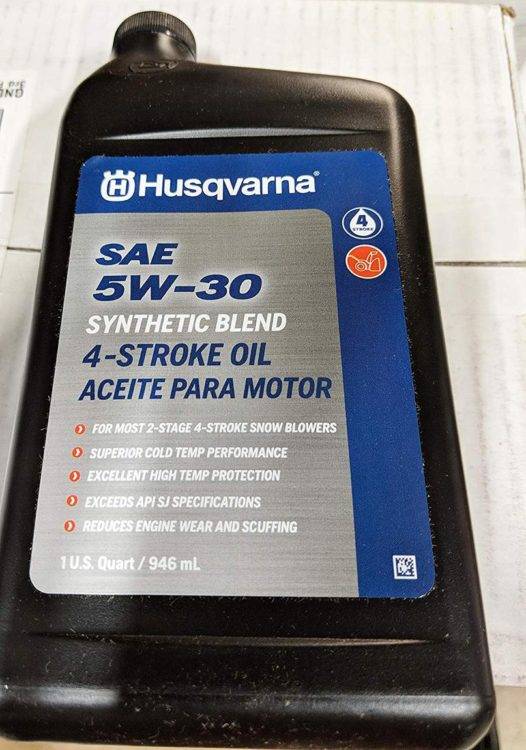 Best Oil for a Snowblower 2021: Your Guide to Snowblower Product ...