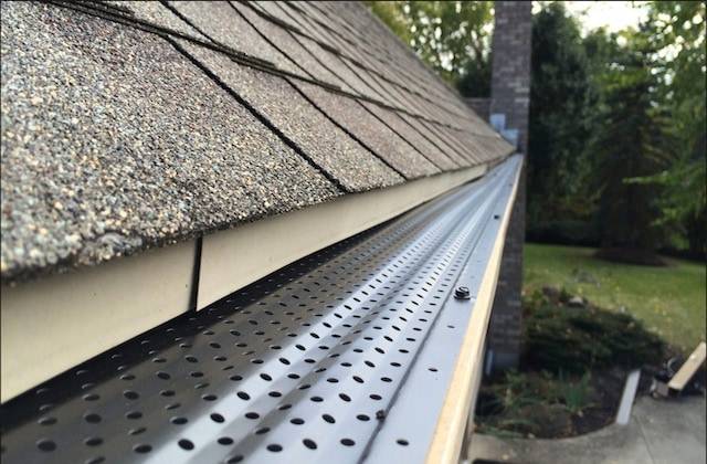 How to Clean Gutter Guards