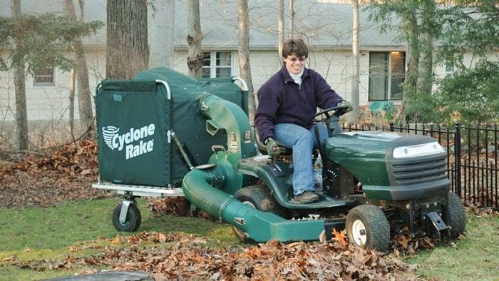 Which Way to Go: DR. Leaf Vacuum VS Cyclone Rake