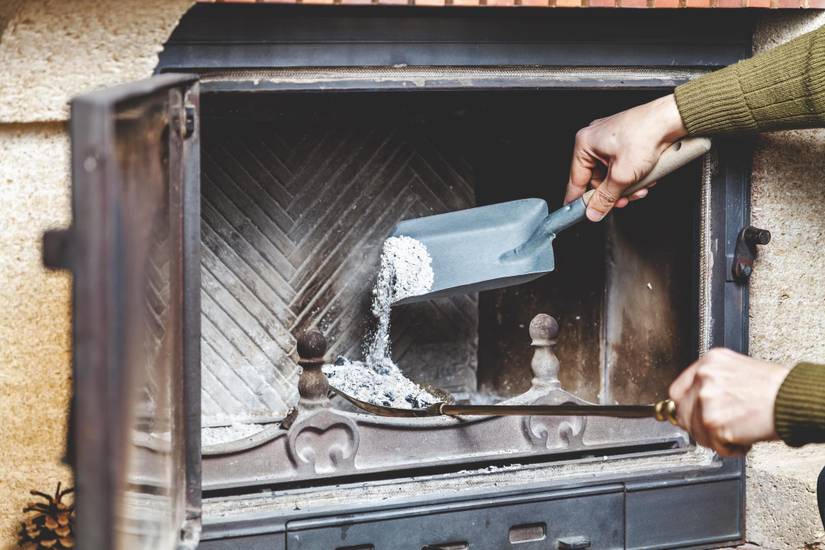What to Do with Fire Pit Ashes: Everything You Should Know