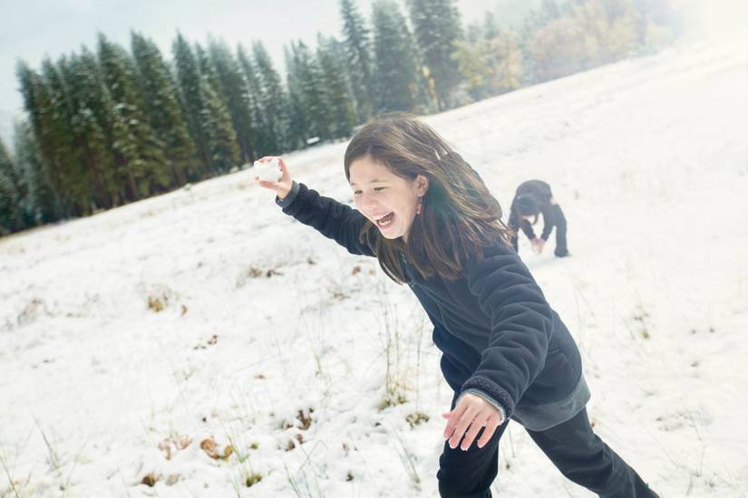 15 of the Best Outdoor Snow Games for Kids