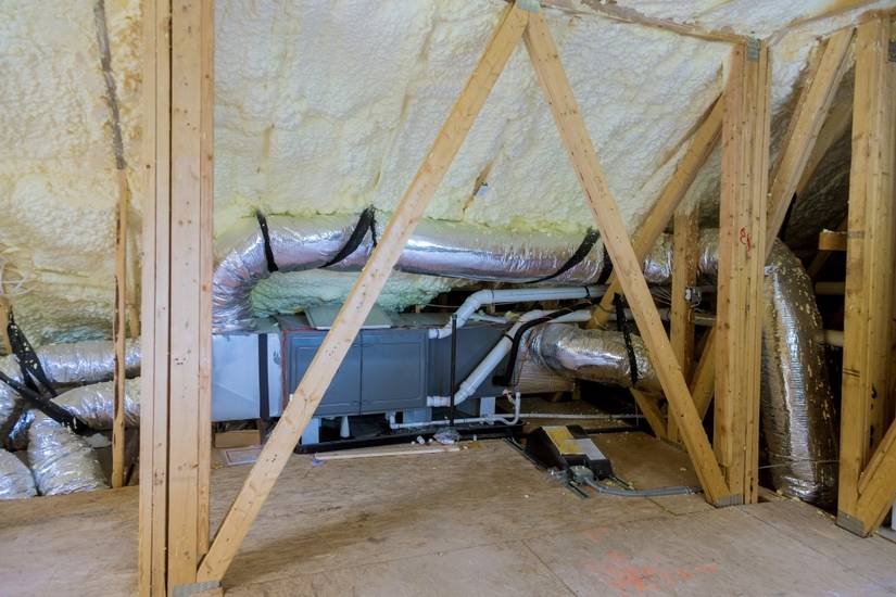Ice Dam Prevention: How to Protect Your Roof & Home from Damage