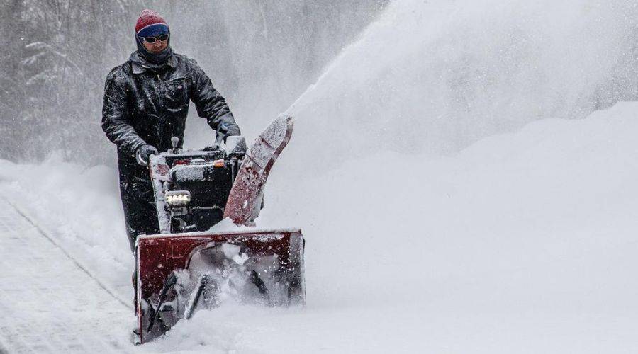 The Best Toro Snow Blowers to Master This Winter