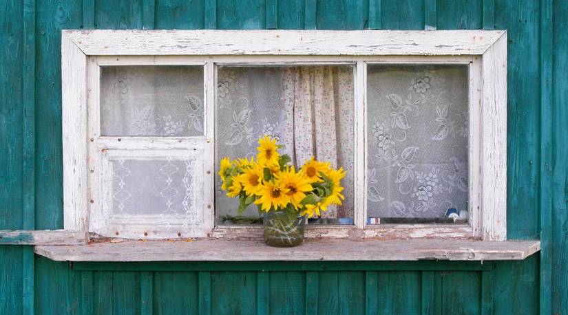 9 Signs It's Time to Replace Your Home Windows
