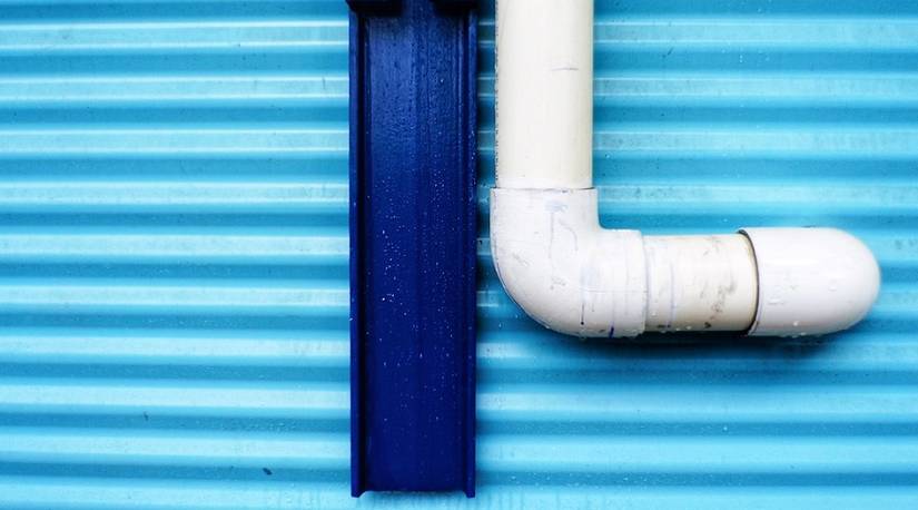 18 Decorative Downspout Drainage Ideas for Your Home