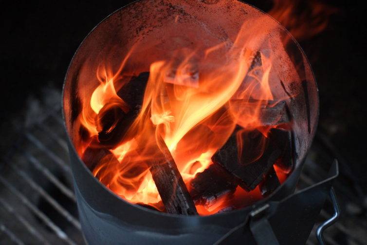How to Use a Charcoal Chimney