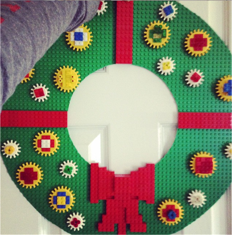 75 Outdoor Christmas Wreath Ideas