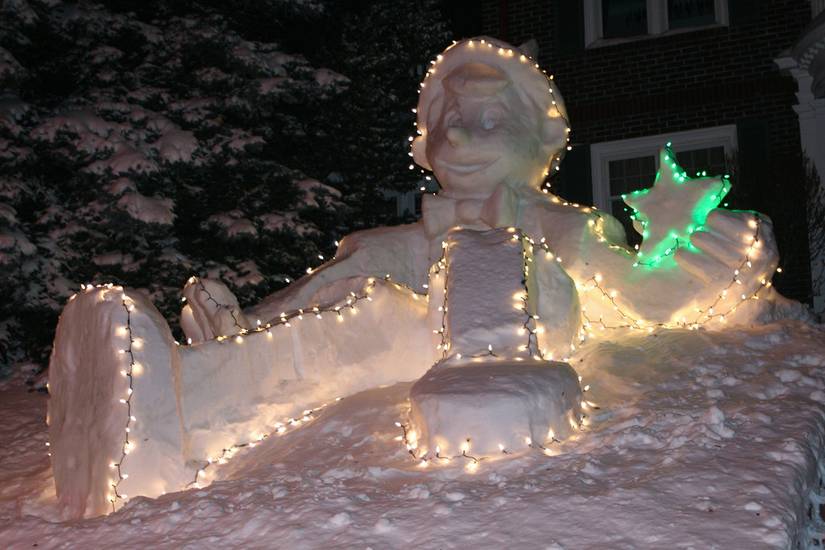 65 Snow Sculpture Ideas You Can Do In Your Yard