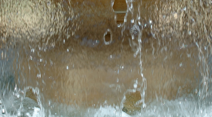 52 Water Wall Ideas for Indoors or Outdoors