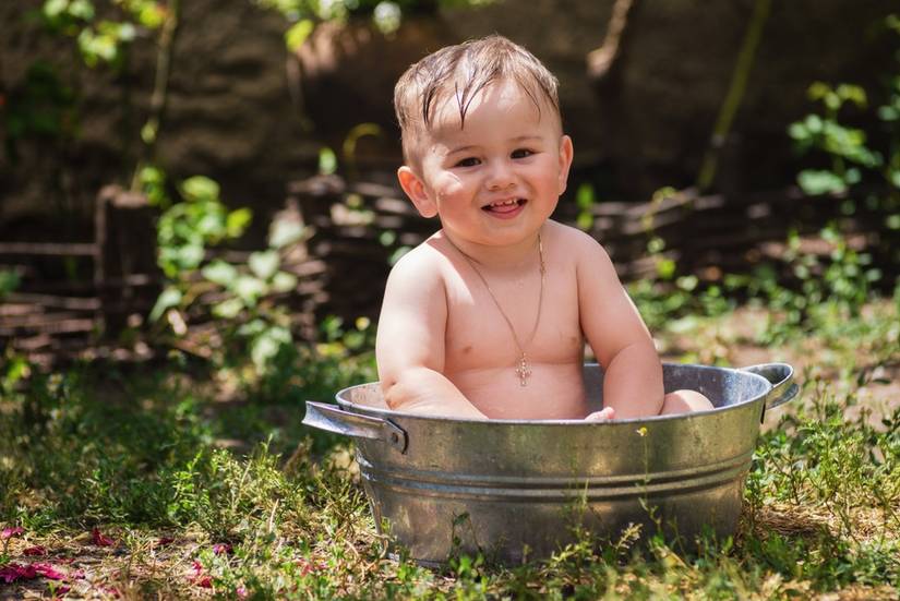 How to Use Baby Shampoo to Make Your Lawn Thrive