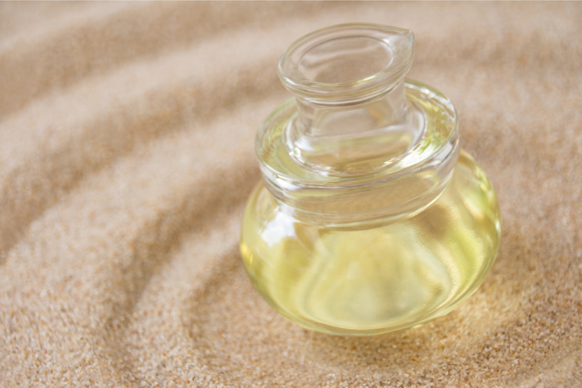 How to Use Sand and Oil to Clean Your Garden Tools