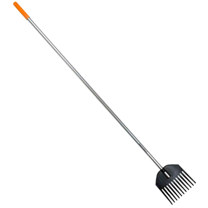 The Best Rake for Leaves - Reviews And Buyers Guide