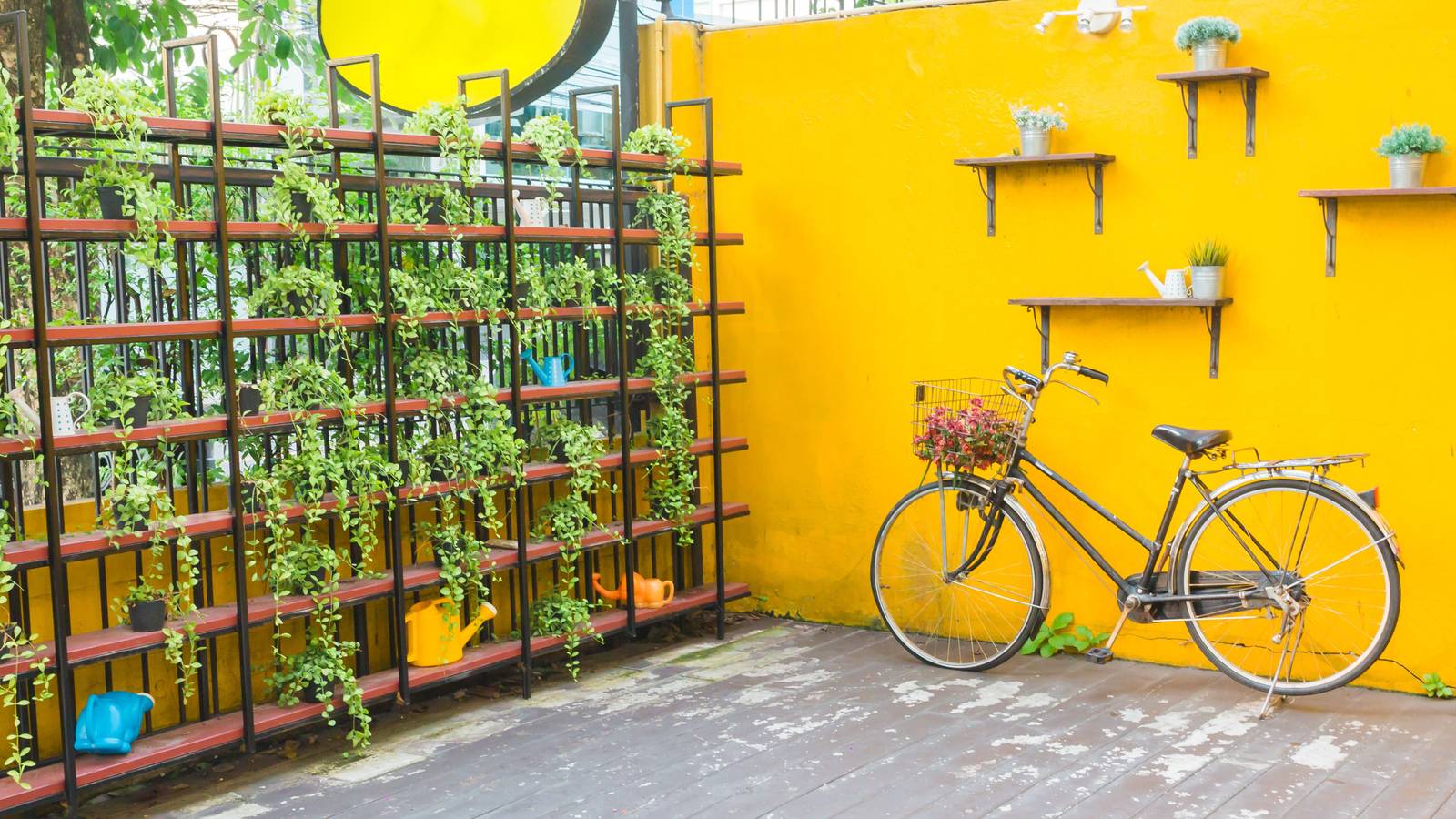 wall design ideas outside