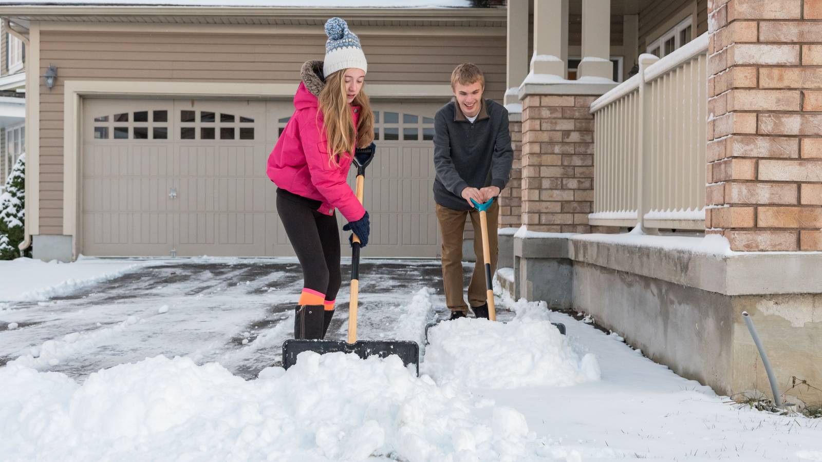 9 Genius Hacks to Tackle Driveway Snow Removal