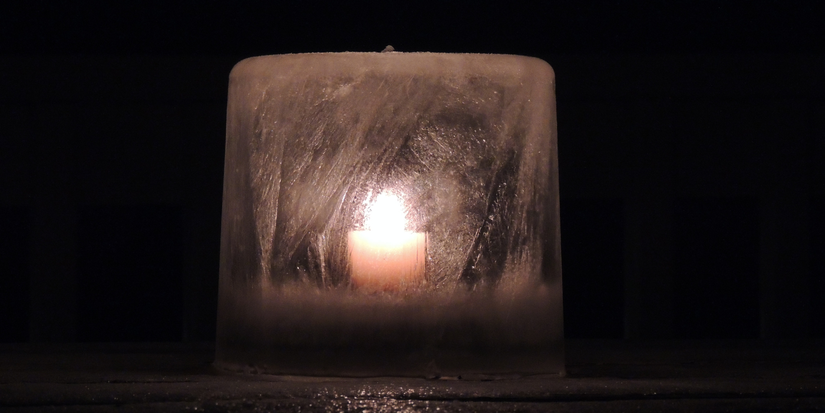 Winter Garden Ideas: Step-by-Step Guide For DIY Ice Lanterns