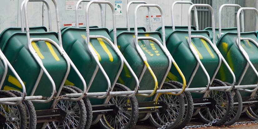 Wheelbarrow Storage: DIY Tricks