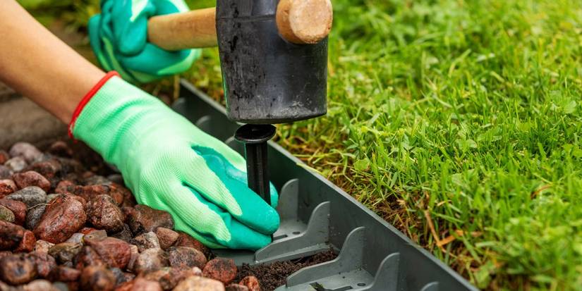 Easy Landscape Edging Ideas to Instantly Upgrade Your Yard