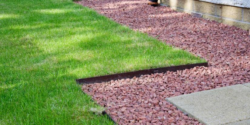 5 Garden Edging Ideas That Instantly Upgrade Your Outdoor Space