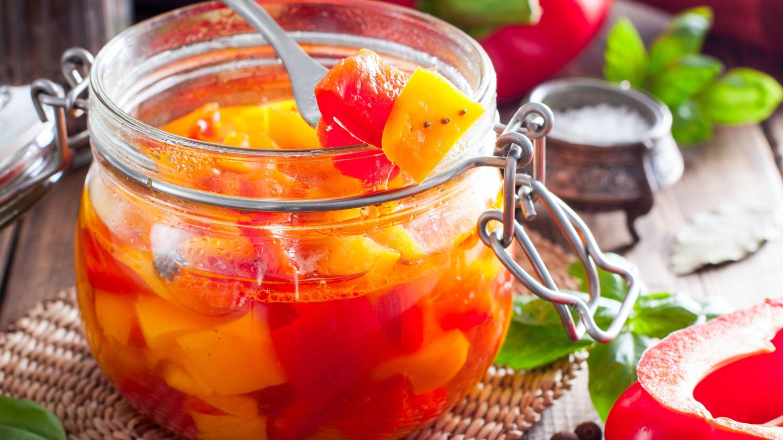 The Best Garden Vegetables for Pickling