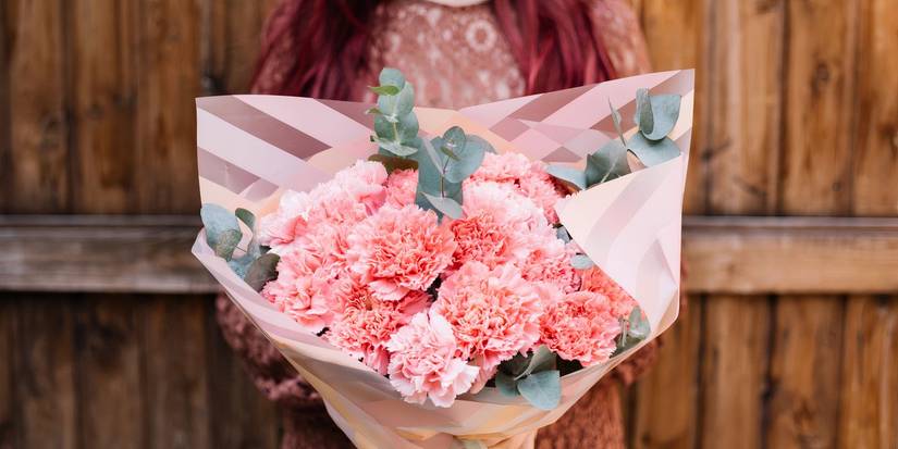 Carnation and Snowdrop Flowers: Embrace January Birth Flowers