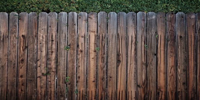 Creative Garden Fence Ideas to Add Rustic Charm to Your Backyard