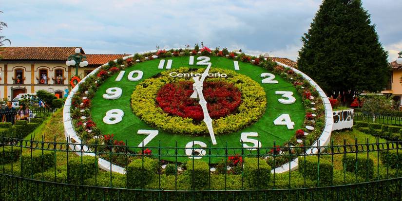 How Was the Giant Flower Clock in Edinburgh Made?