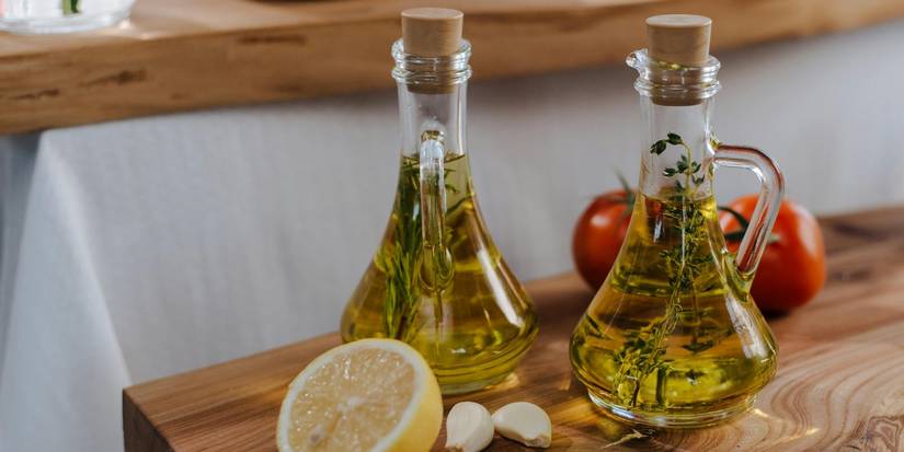 How to Make Herb-Infused Oils: A Complete Guide