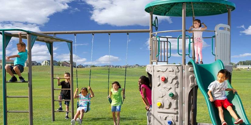 Which Playsets Are Best For Your Backyard?