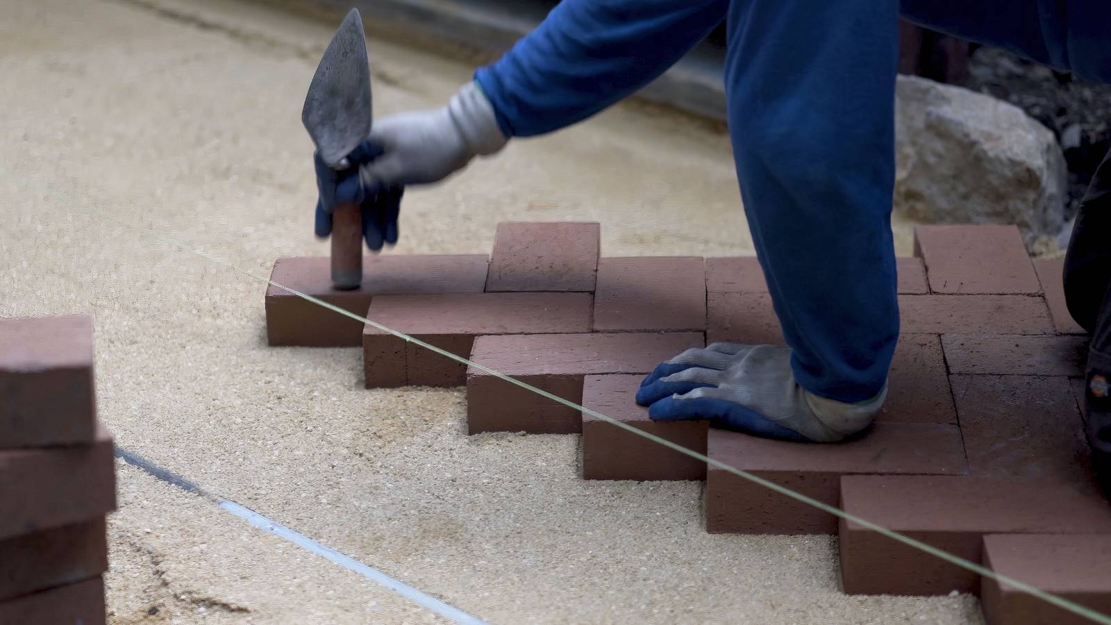 How to Lay a Herringbone Brick Pattern
