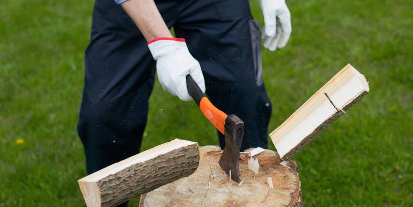 Six Tips To Learn How To Split Firewood Safely