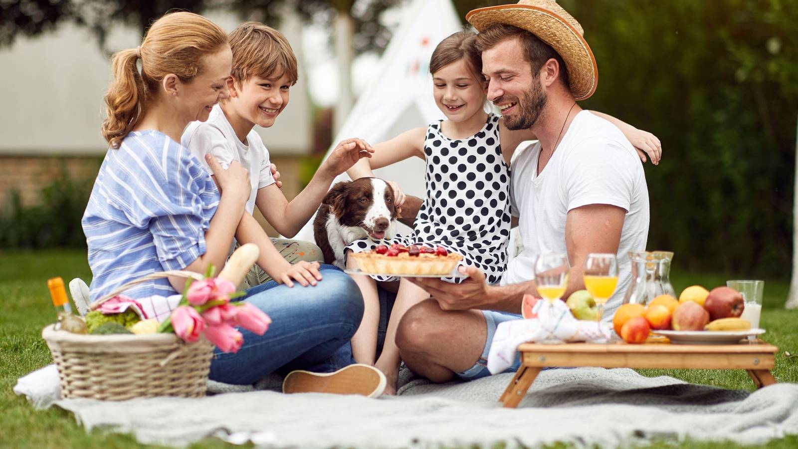Unforgettable Backyard Picnics: Must-Haves for the Perfect Setup