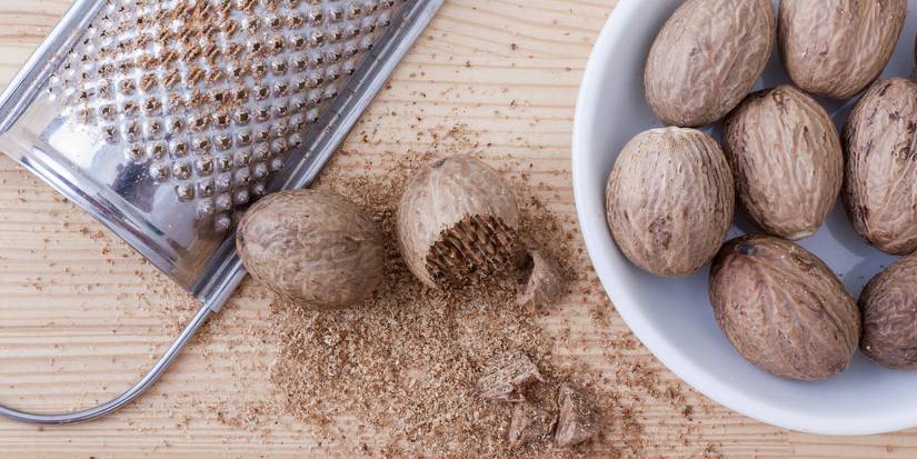 Festive Favorites: 5 Spices That Add Warmth and Flavor to Holiday Egg Nog