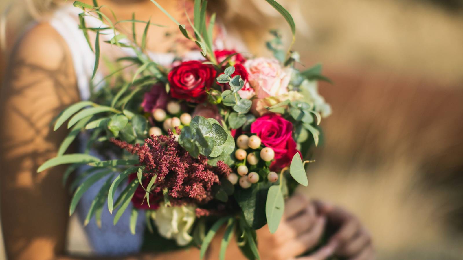 Prom Perfection: May’s Best Blooms for Your Bouquet