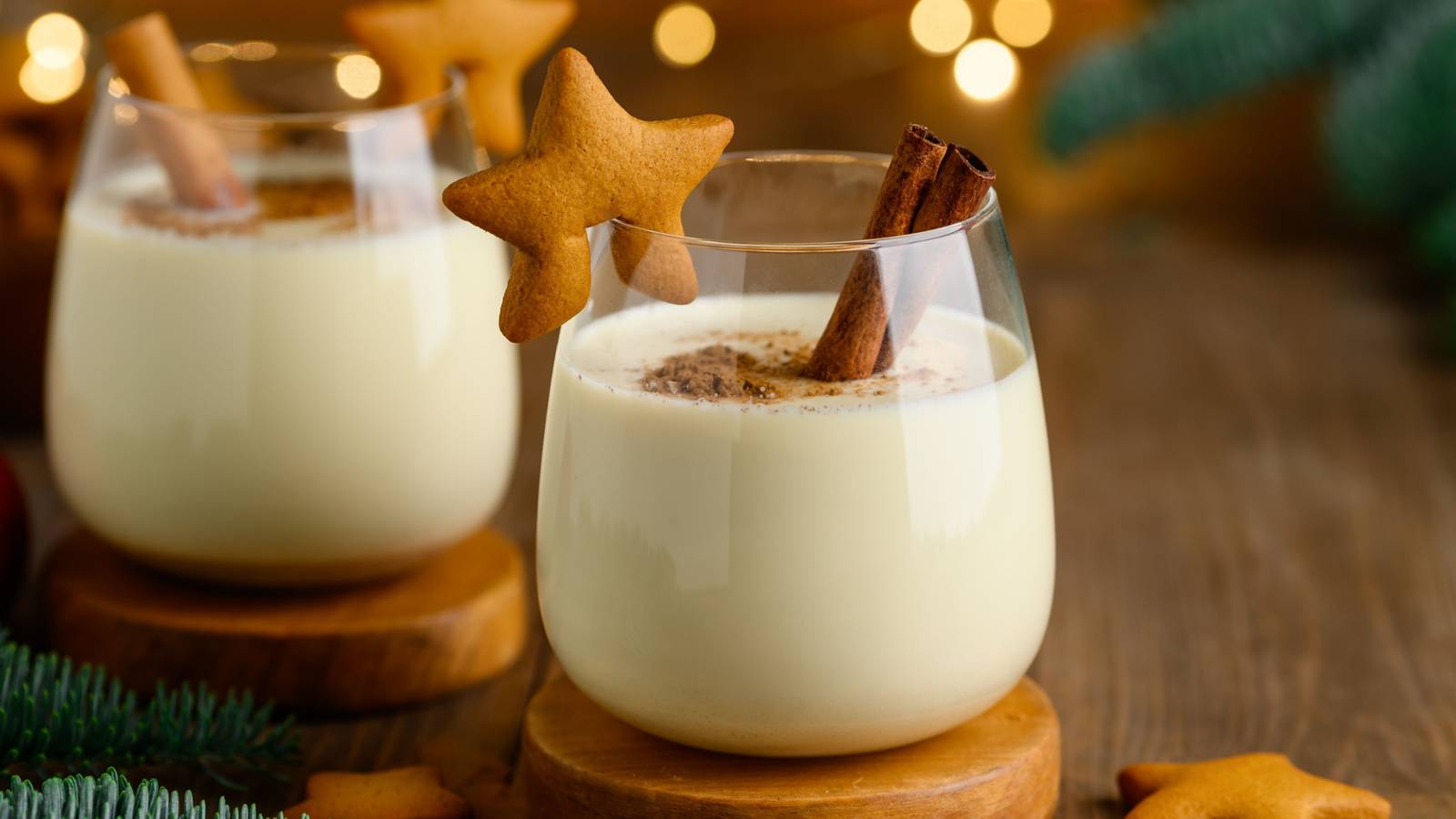 Egg Nog: See How Fresh Nutmeg Makes the Drink Festive