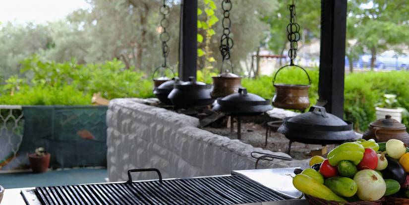 Upgrade Your Space: 5 Outdoor Living Trends You’ll Love This Spring
