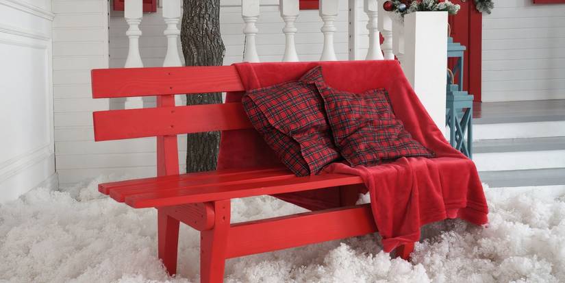 Elevate Your Outdoor Space with Stylish Garden Bench Décor