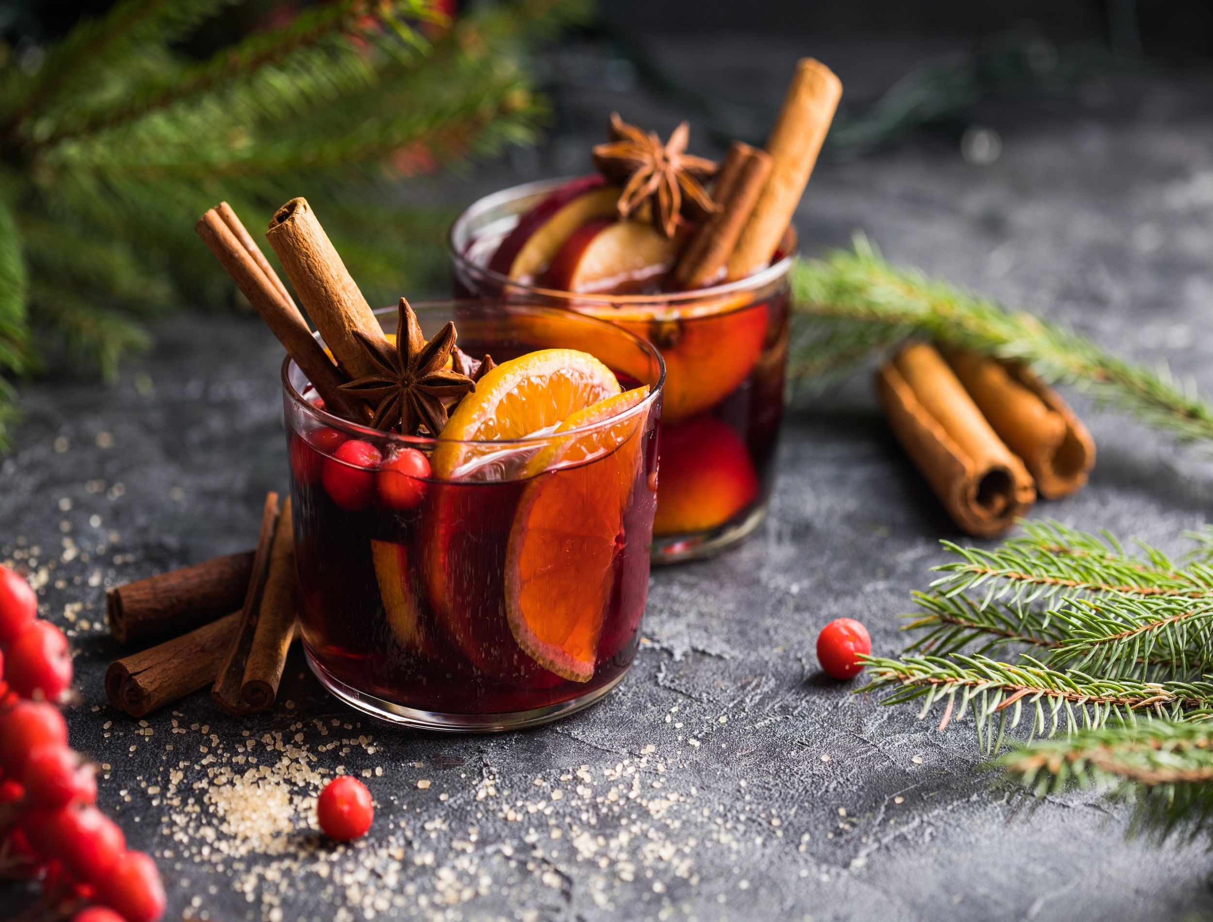 Spice Up Your Winter: The Best Ingredients For Mulled Wine