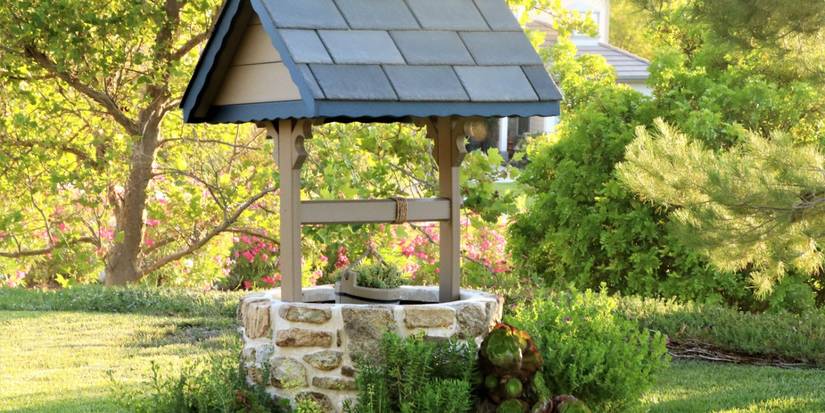 DIY Decorative Garden Well: Build a Rustic Backyard Centerpiece