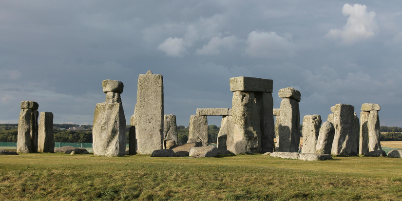 Backyard Design Ideas That Echo the World’s Most Iconic Monuments