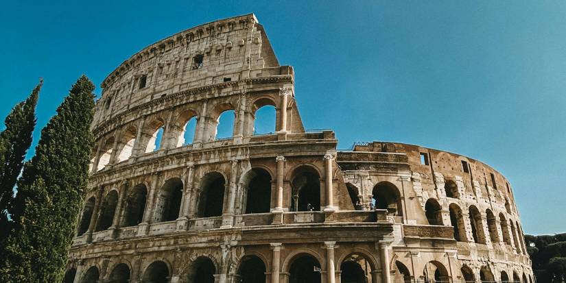 Backyard Design Ideas That Echo the World’s Most Iconic Monuments