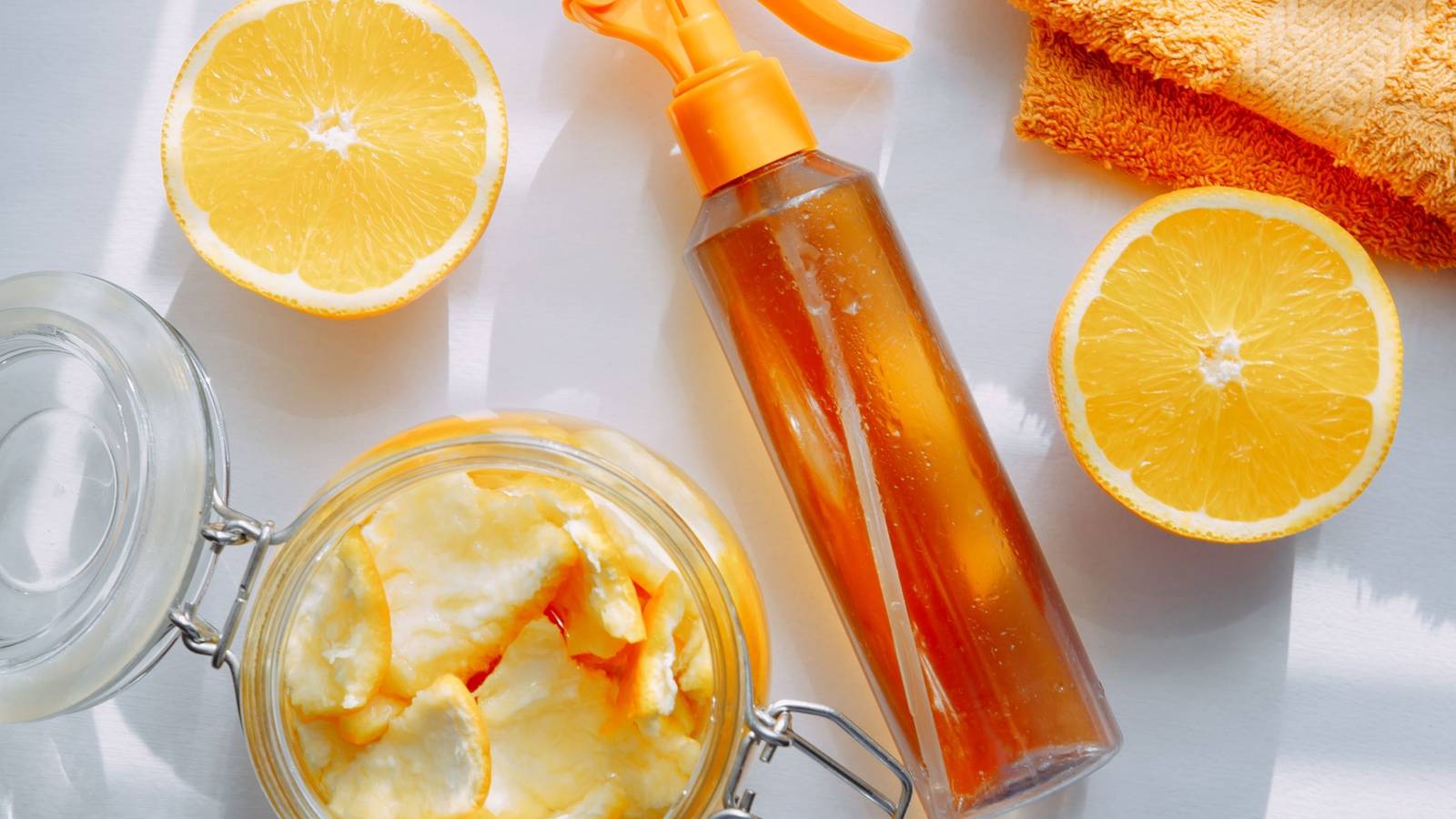 How to Make Non Toxic Cleaning Products Using Plants