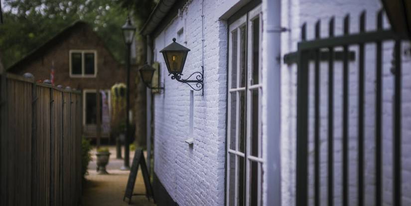 Light Up Your Evenings With Brilliant Patio Lighting Ideas