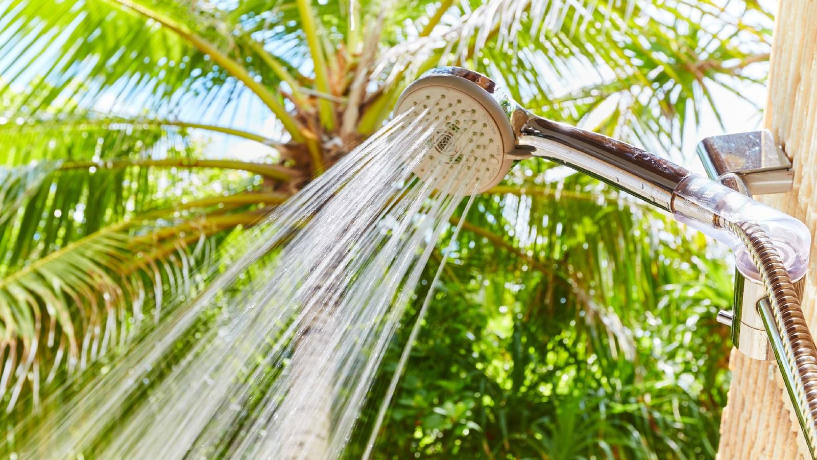 DIY Outdoor Shower Ideas to Transform Your Backyard Space