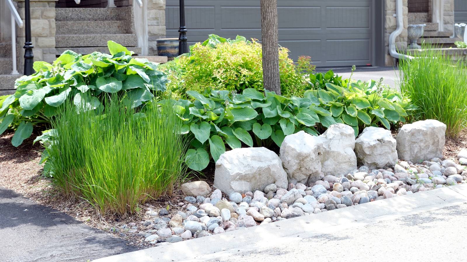 White Landscaping Rocks: Easy Care Tips to Keep Them Spotless
