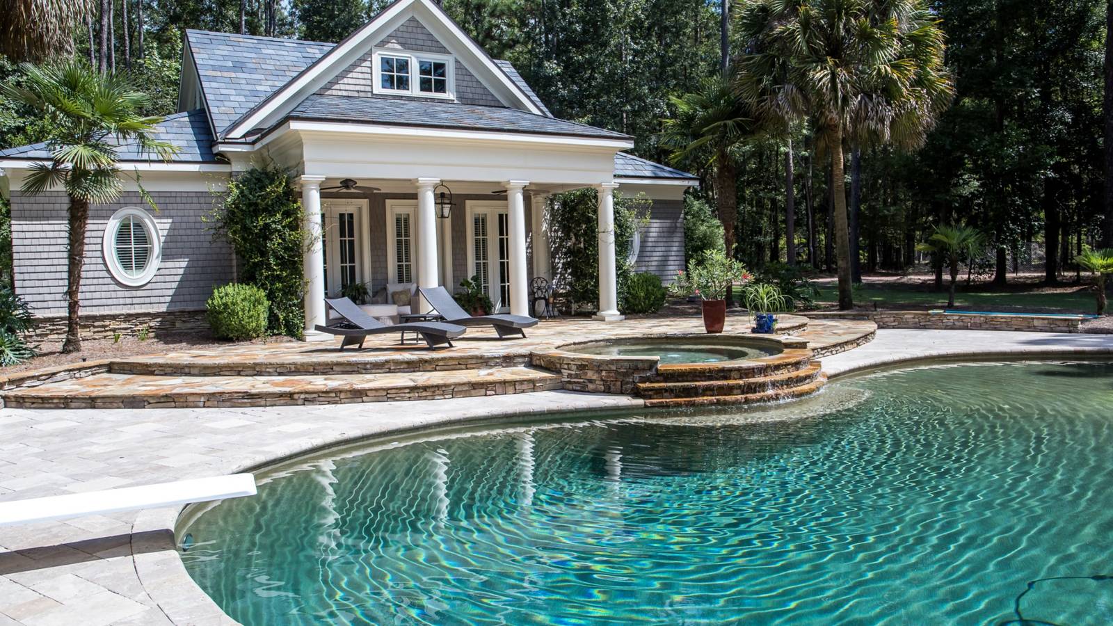 Transforming Your Backyard With a Guest House