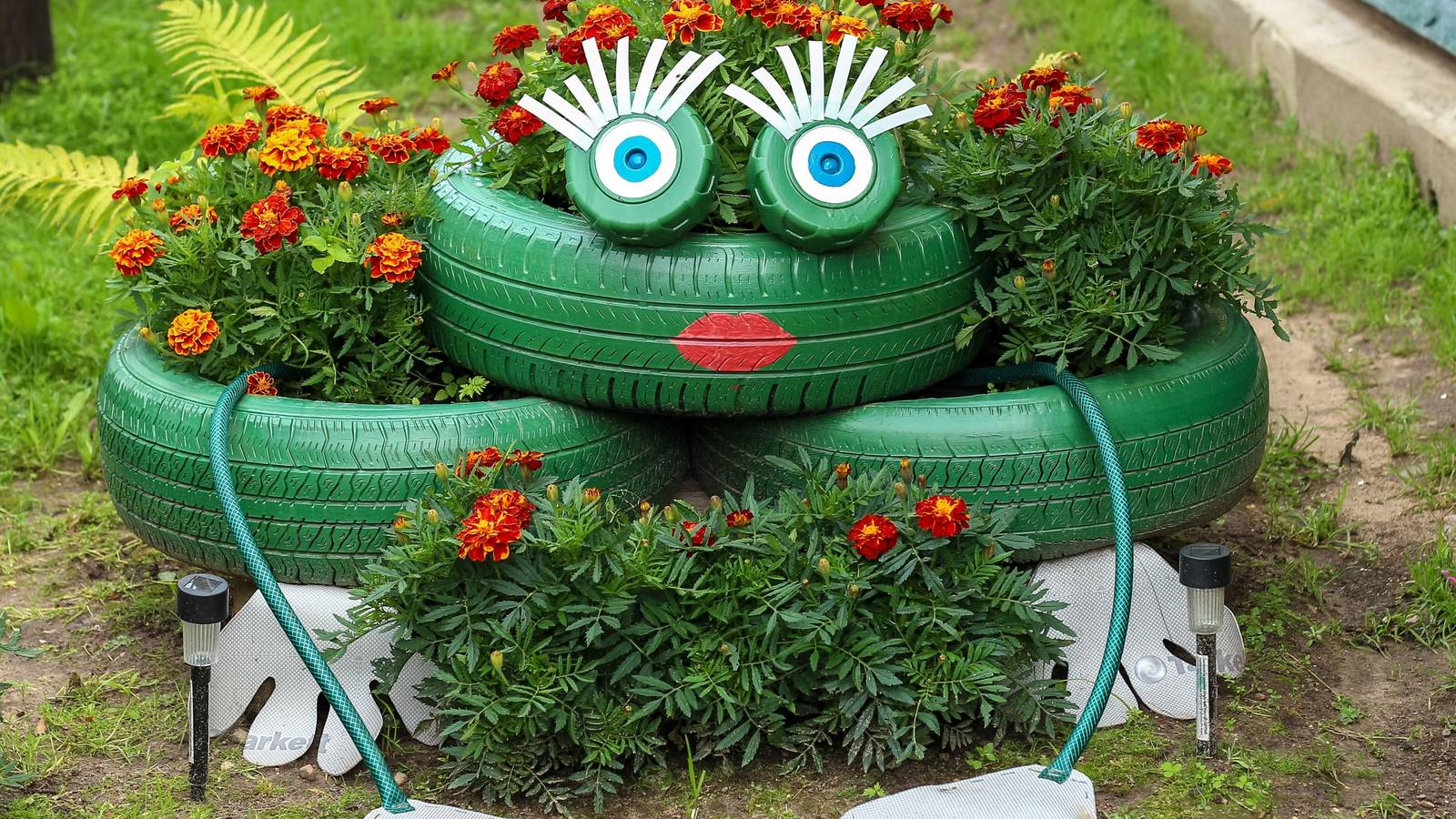 DIY Backyard Ideas: Stylish Ways to Repurpose Old Tires