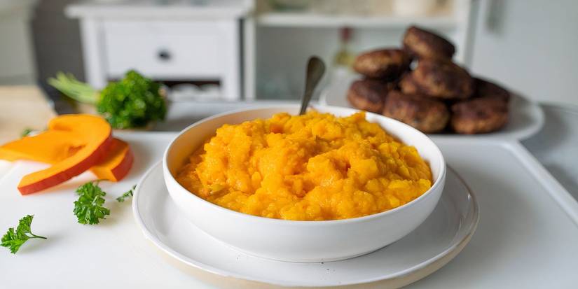 6 Vegetables to Mash with Potatoes for Flavor & Nutrition