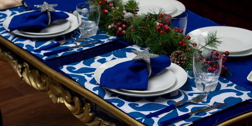 Blue Christmas Decorations to Create a Magical Holiday Atmosphere